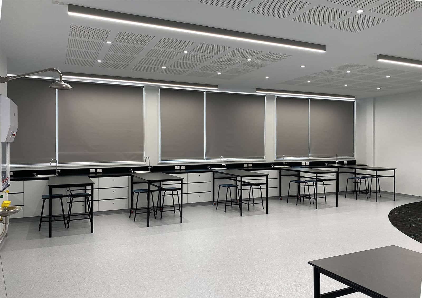 Asquith Boys High School: Science Laboratory and Preparation Room ...